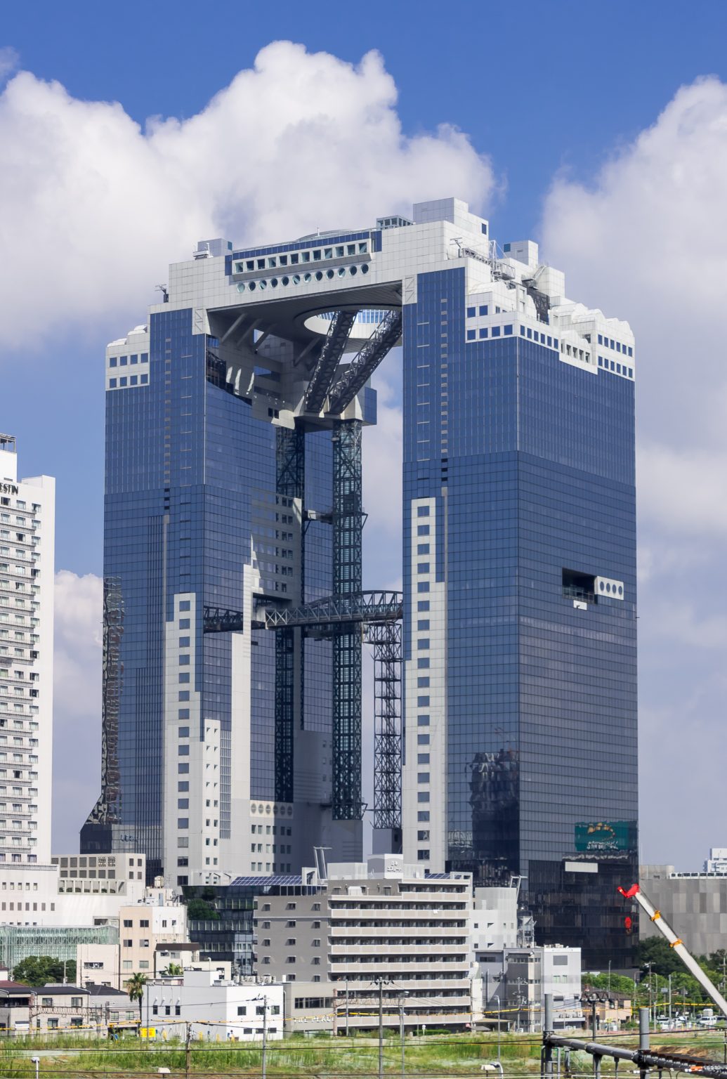 Umeda Sky Building: Osaka's Iconic Landmark