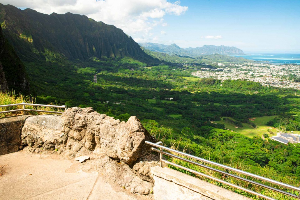 Explore Diamond Head: Your Ultimate Guide to Hiking in Oahu